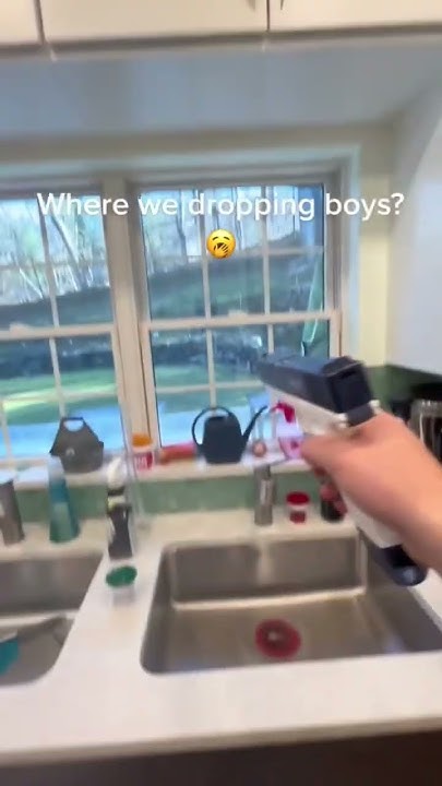 Where we dropping bois? - YouTube