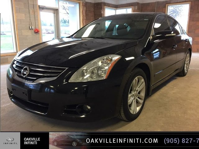 Nissan Altima 2010 Black