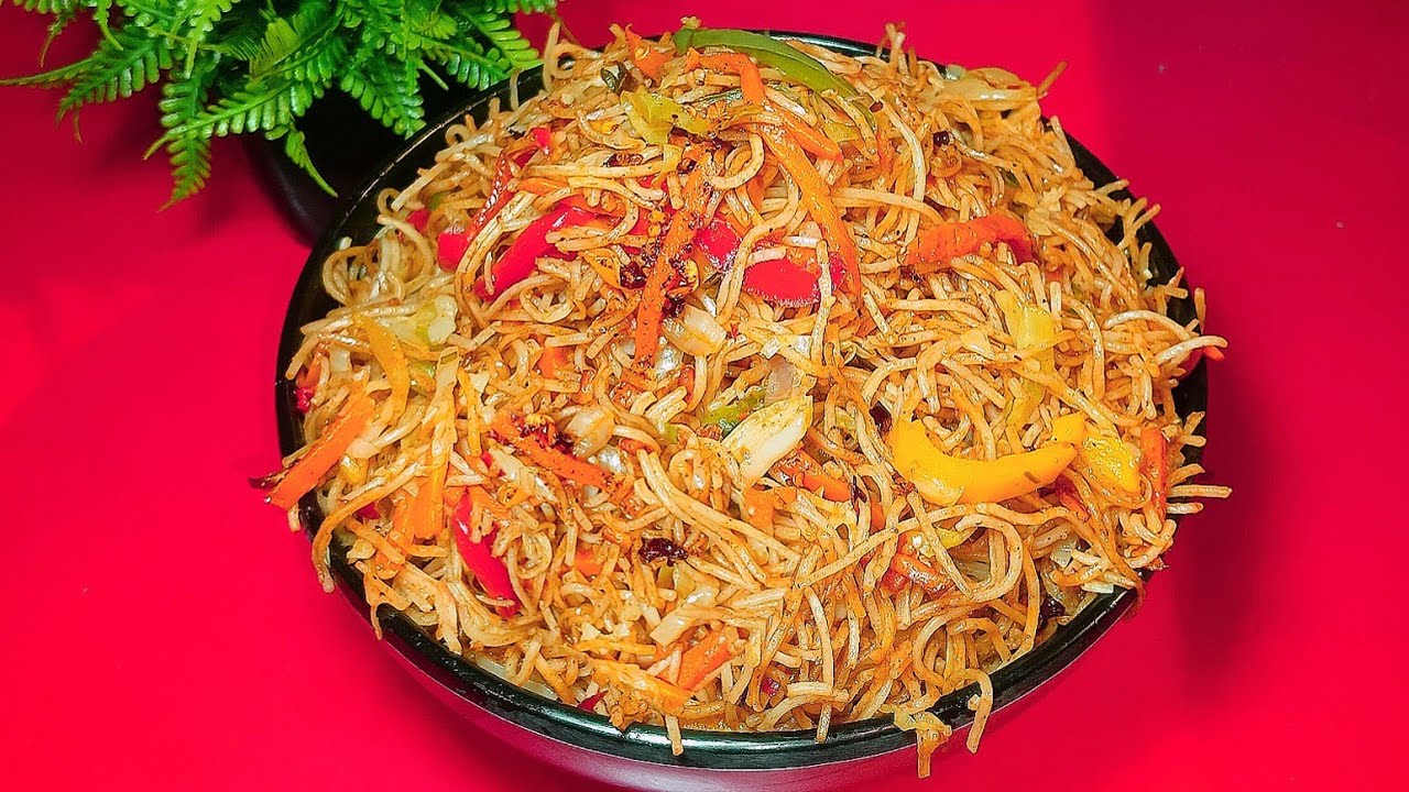 Burnt Chilli Garlic Noodles Recipe | Street Style Noodles Recipe | Chef ...