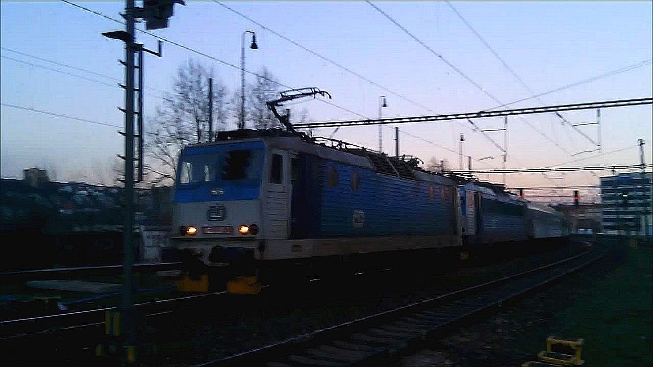 45 vlaků v Praze / 45 vonat Prágában / 45 Trains in Prague - YouTube