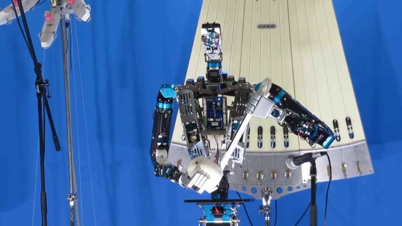 2022国際ロボット展 THK SEED-Noid による明和電機オタマトーンの演奏 - YouTube