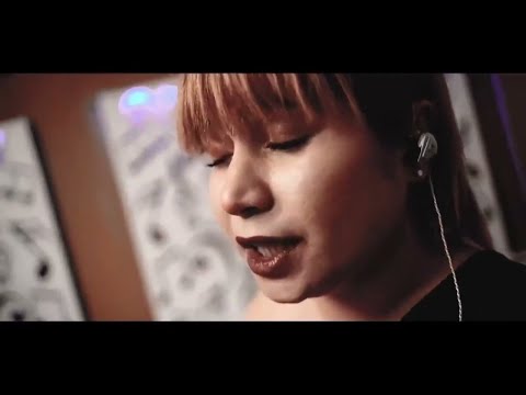 Nazlıcan Kübra Yakamoz EN Kalite Karaoke