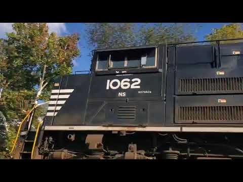 NS SD70ACe Horn - YouTube