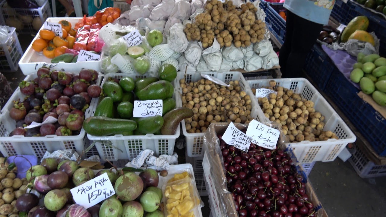 Salcedo Saturday Market in Makati, Metro Manila - YouTube