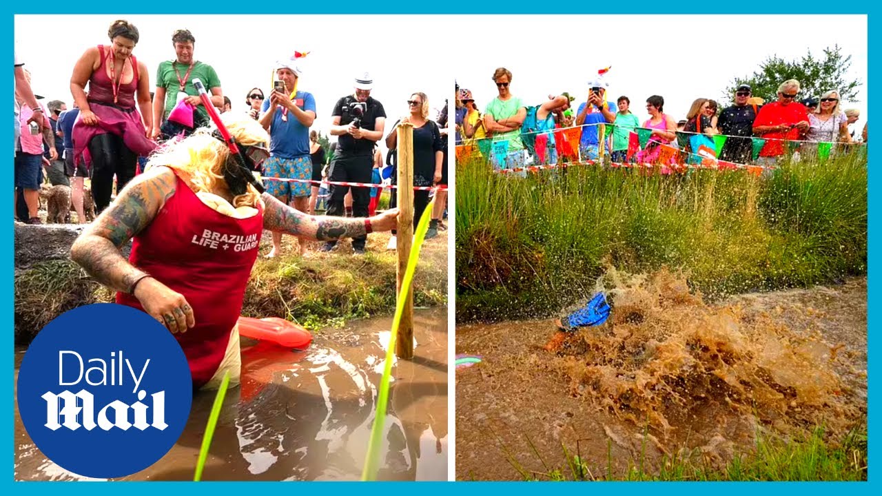 Would you do this? Competitors take part in World Bog Snorkelling ...