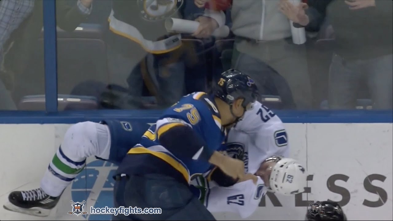 Joseph LaBate vs Ryan Reaves Mar 23, 2017 - YouTube