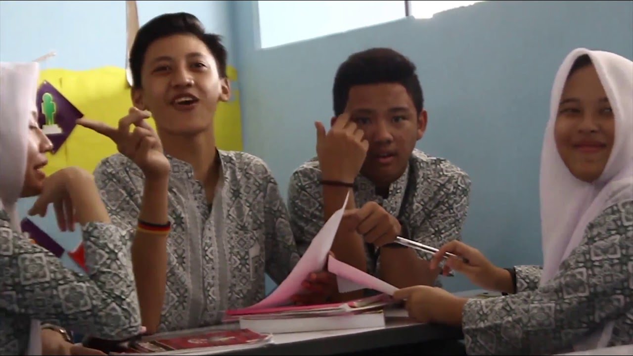 Catatan masa-masa SMA | SMA Plus YPHB - YouTube