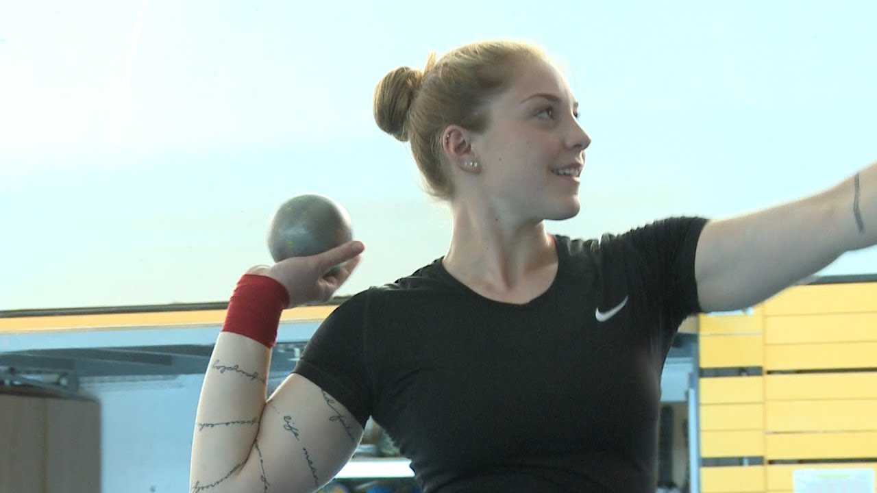 Alina will nach Berlin | 16.2.2018 | Journal Stuttgart - YouTube