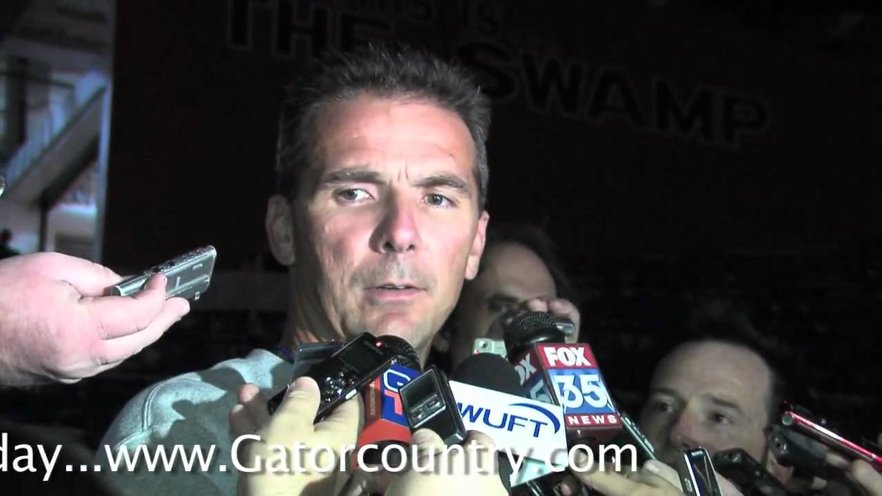 Carlos Dunlap Update from Urban Meyer - YouTube