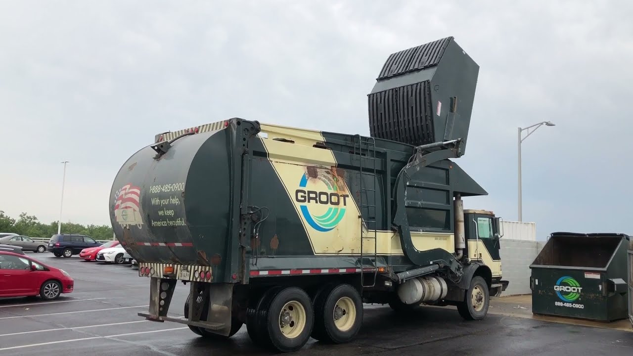 Groot Mack MR McNeilus Century Atlantic Garbage Truck - YouTube