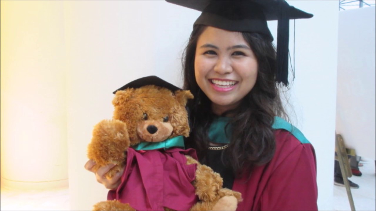Graduation Murdoch '17; - YouTube