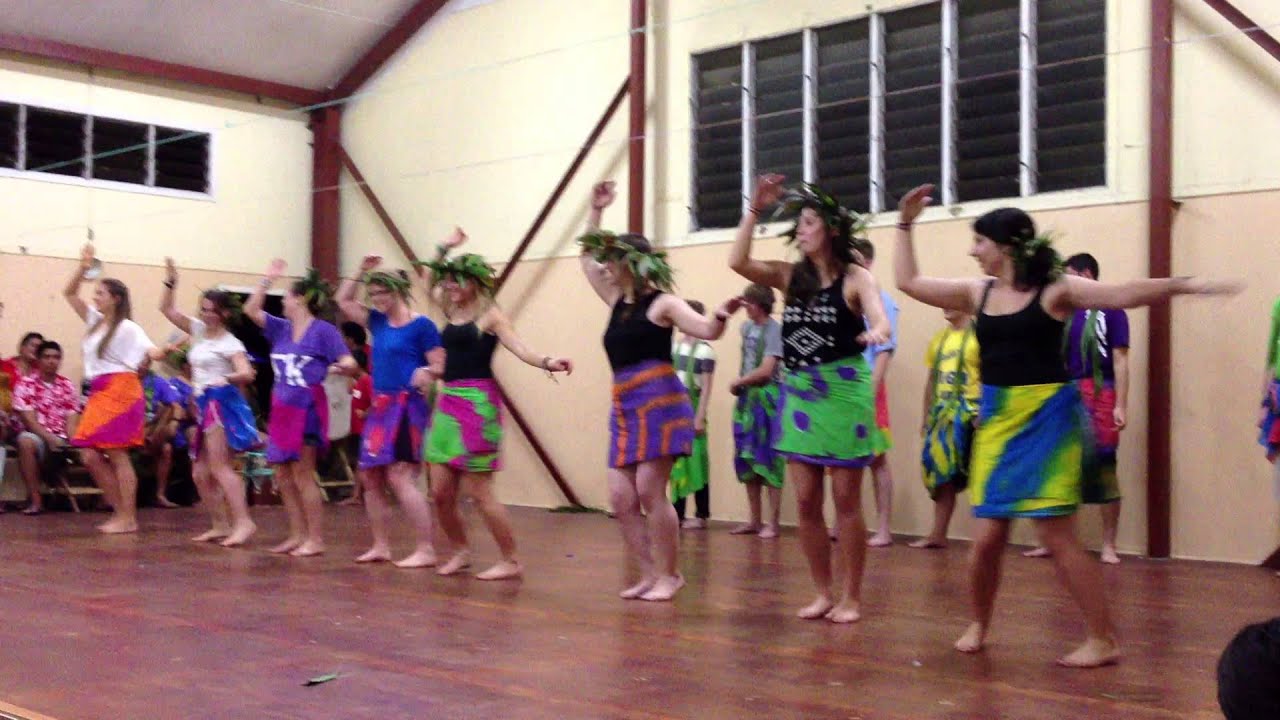 AUCKLAND | Study Abroad | Female Students Perform Cook Island Dance ...