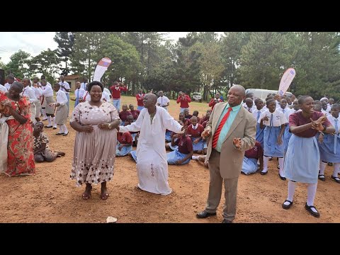 Omwana w'Africa by Muzza High School - YouTube