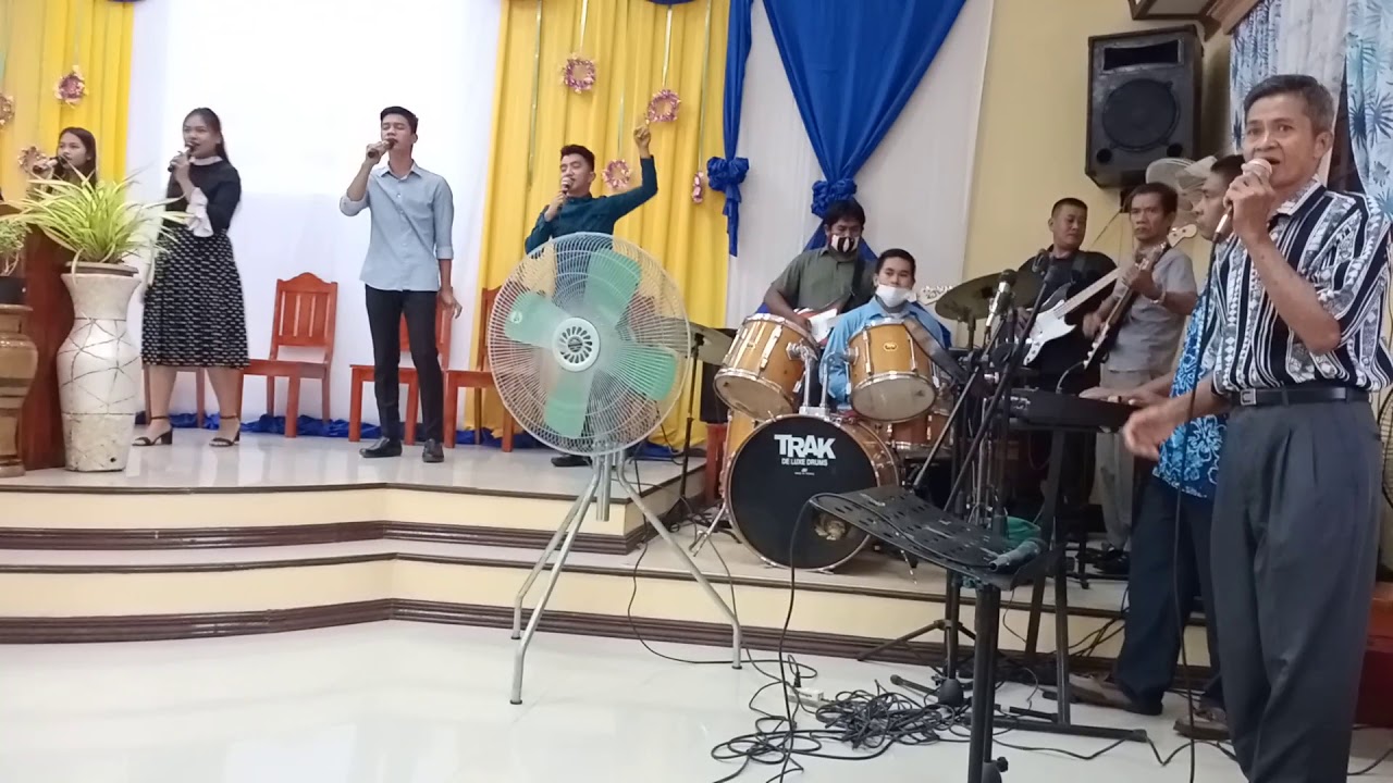 God is an awesome God / UPC Newagac - YouTube