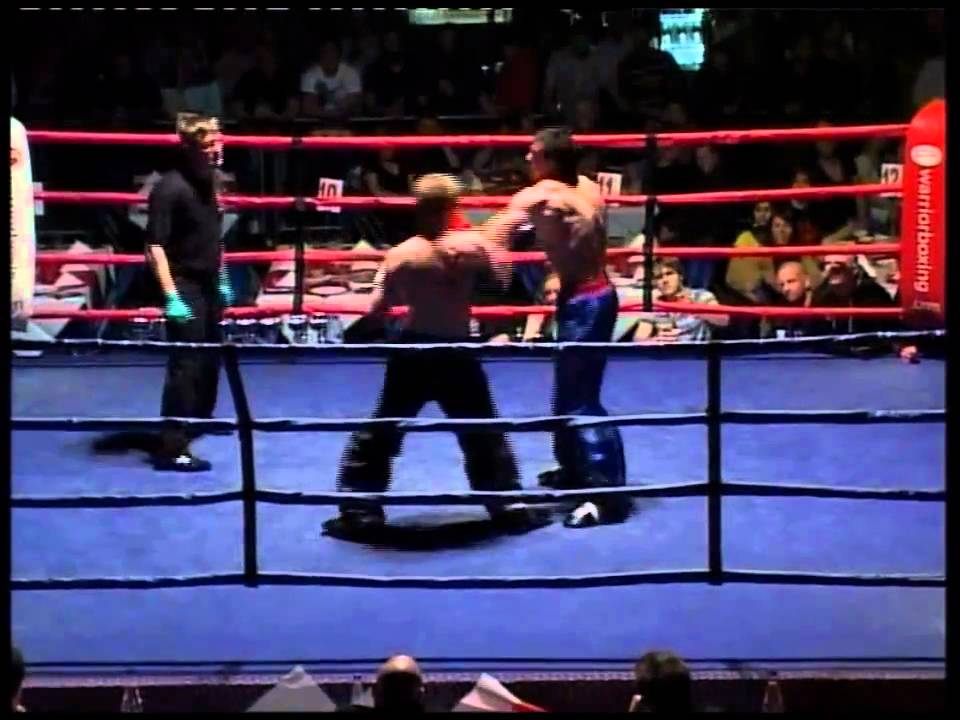 Kickboxing Lee Lucas Vs Kris Cann - YouTube
