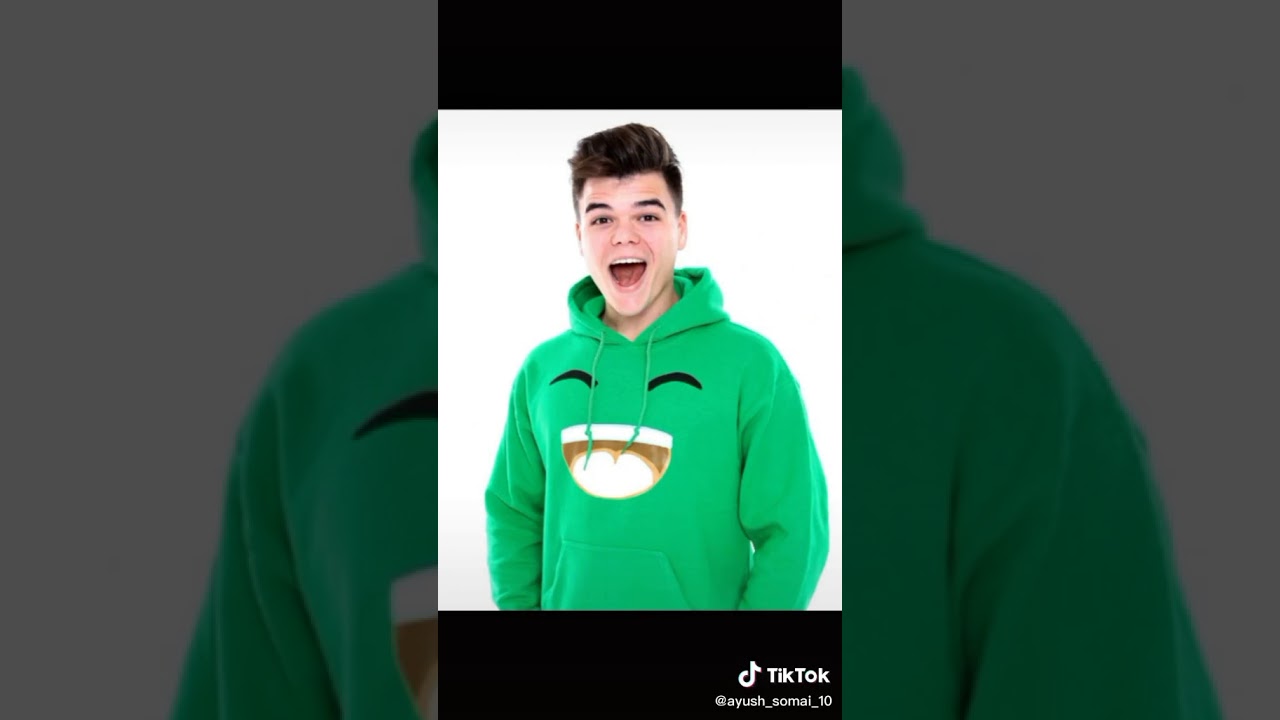 ROBUST (FT. jelly slogo kwebbelkop) TIK TOK - YouTube