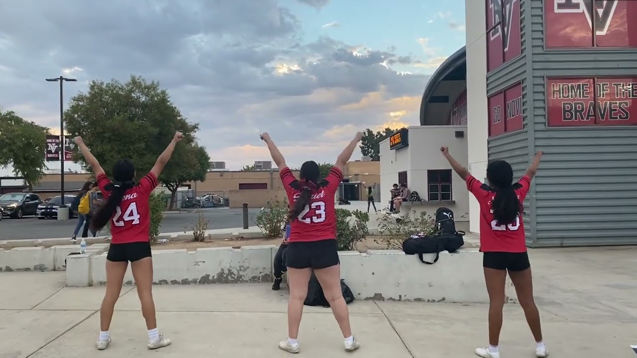 Baby Braves Cheer - “Y-E-L-L (Go Novi!)” - YouTube