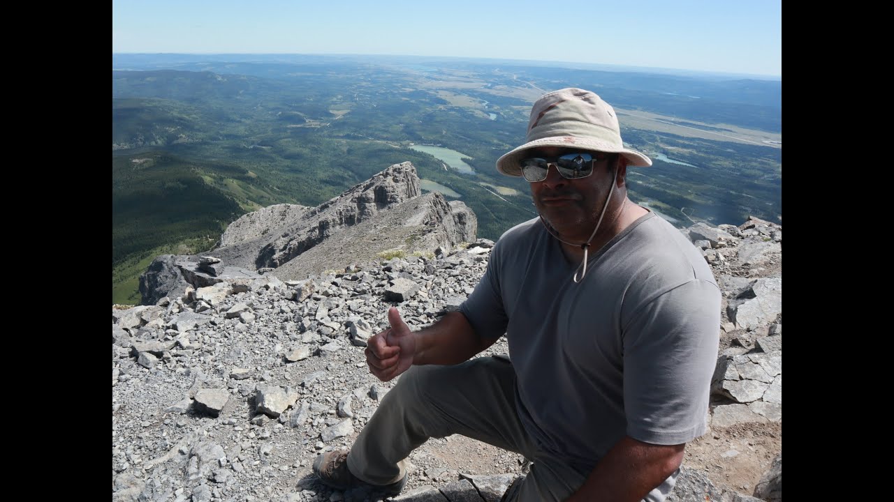 How to do the Yamnuska Chain Section - YouTube