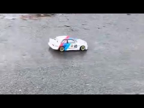 Alfie Testing Out Electric BMW E30 M3 RTC Touring Car Christmas 25th ...