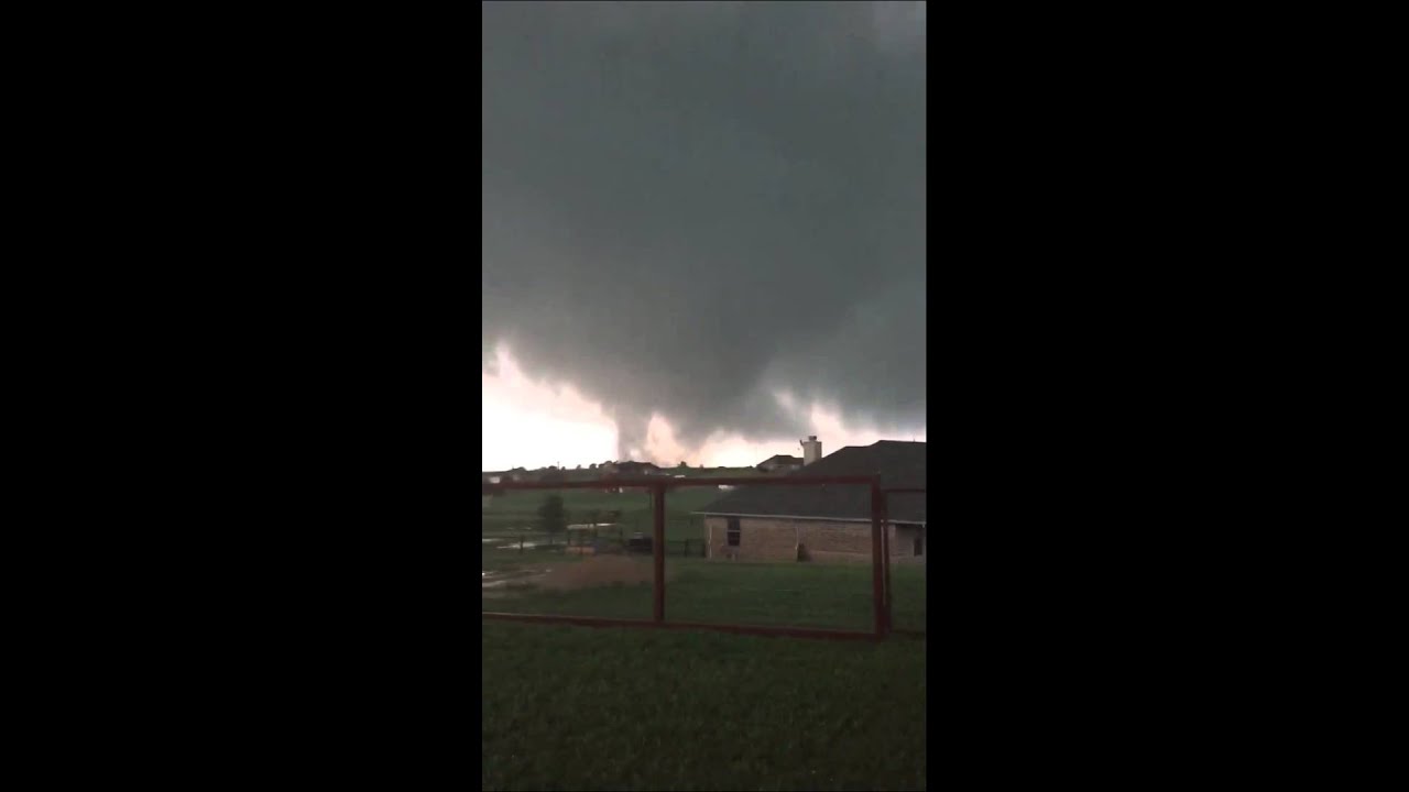 Tornado Spotted Near Decatur, Texas - YouTube