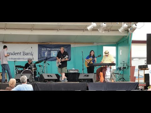 The Boa Constrictors Blues Band w/ 16 year old Alicia Marie on Guitar ...