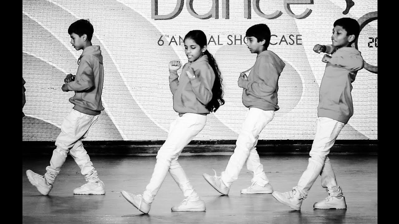 Selfie Pulla | Kaththi | Dance video| Sagarz Dance Academy | Dance Out ...