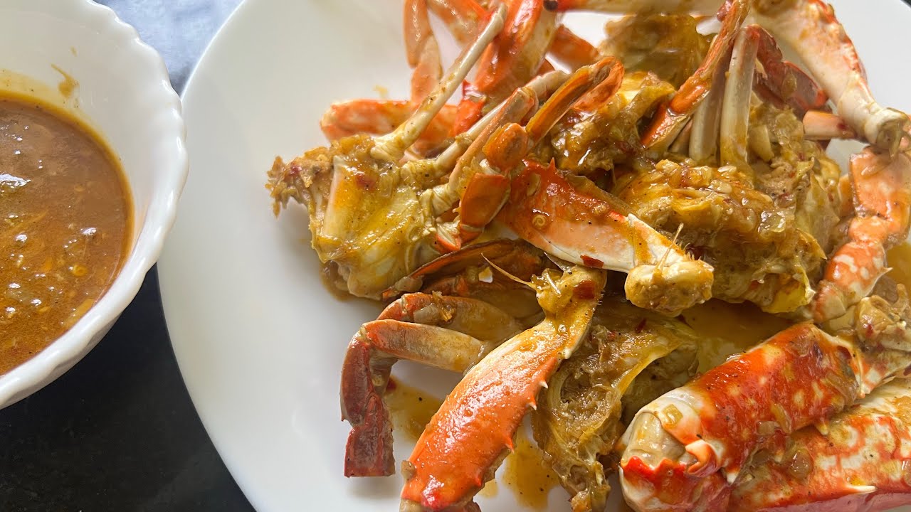 🌶️ Chilli Butter Garlic CRABS recipe 🦀/ Hot n sweet sauce Crabs - YouTube
