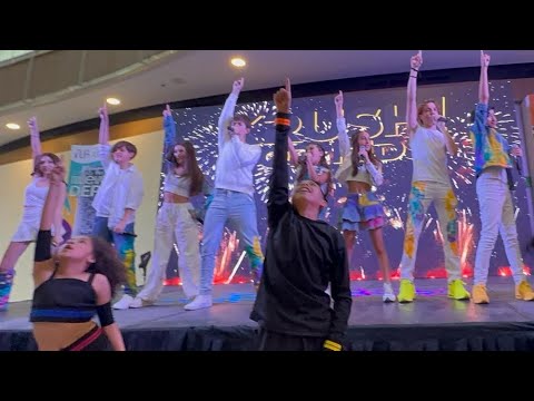 Un poquito de nuestra presentación con Krush! Pop Kids - YouTube