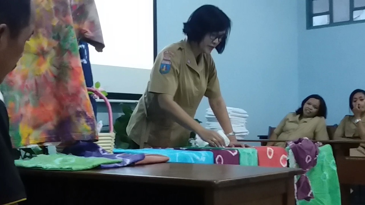 Teknik dasar membatik - YouTube