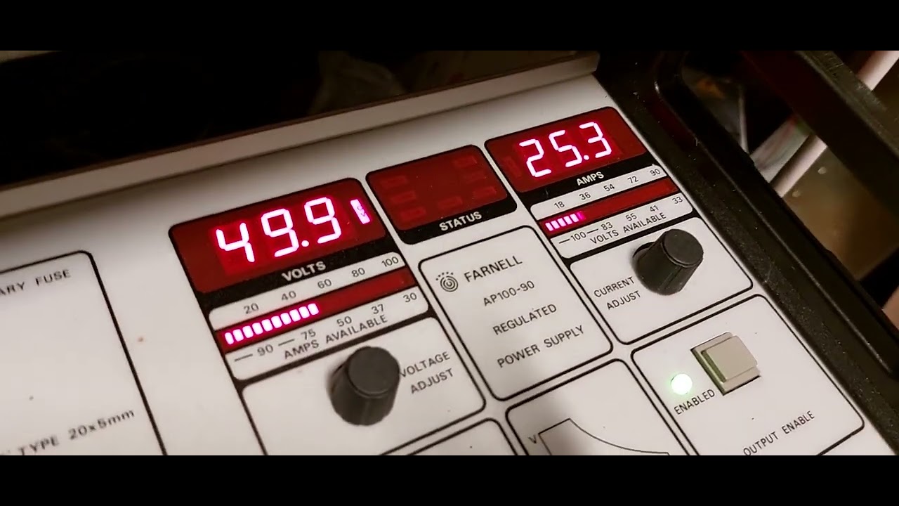 Watercooled W6PQL MRF13750h test on 1296Mhz - YouTube