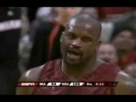 shaq does the finger-wag at mutumbo - YouTube