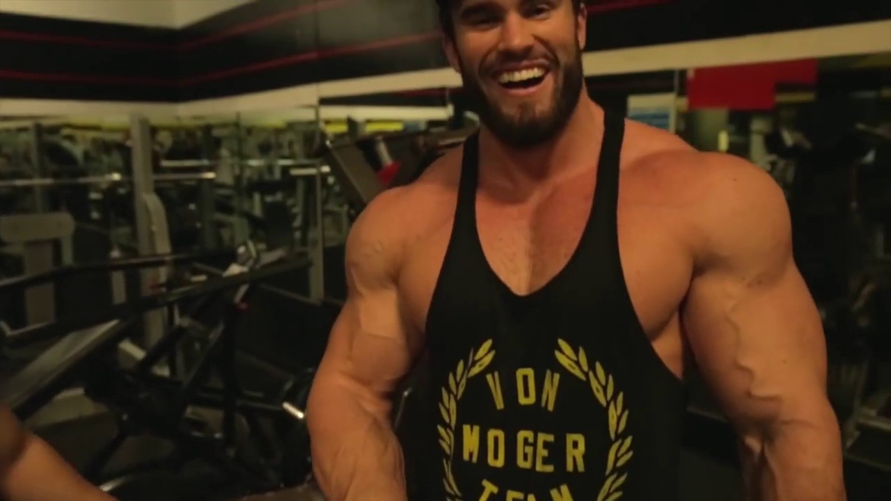 Back day Calum Von Moger - YouTube