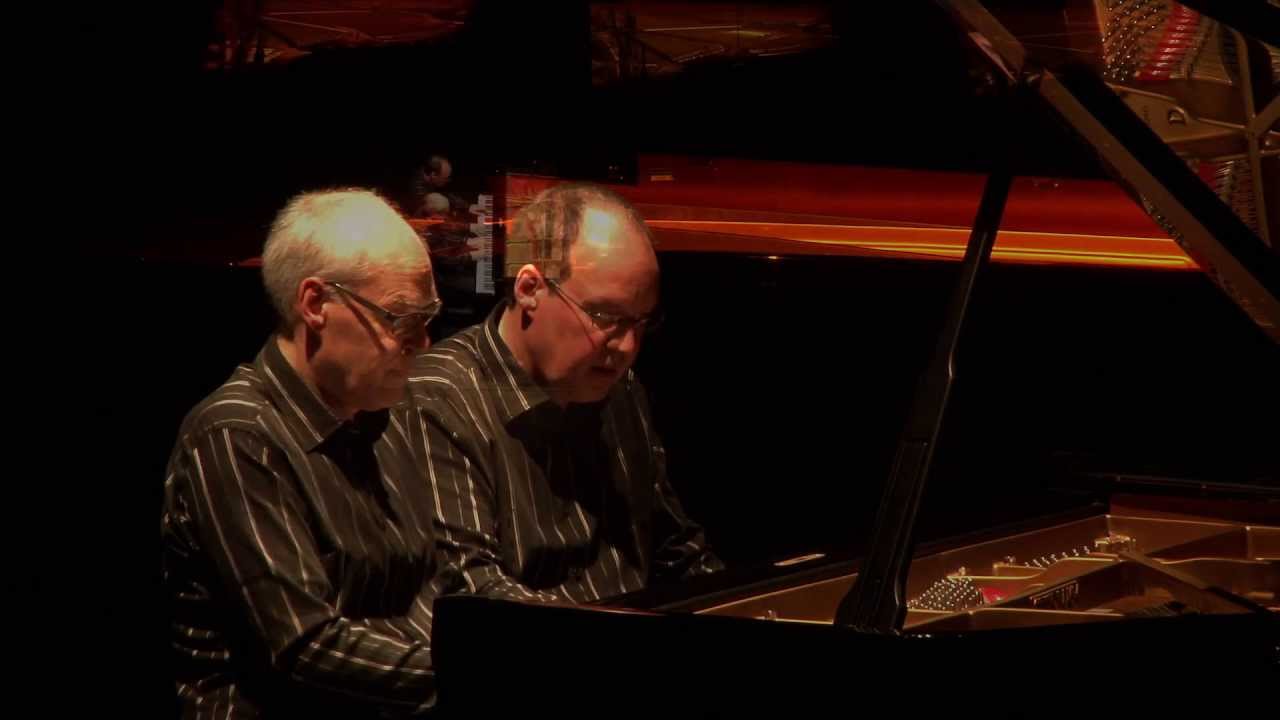 Hans-Peter & Volker Stenzl plays Mozart Sinfonie G Minor KV 550 ...