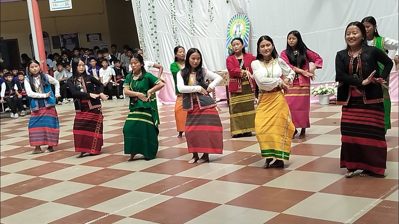 Class 12 Girls Dance Performance on Solung Celebration - YouTube