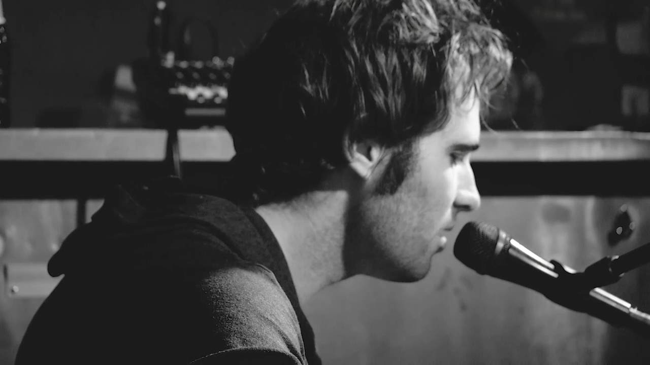 Sylbi Vane - Talking on the train - YouTube