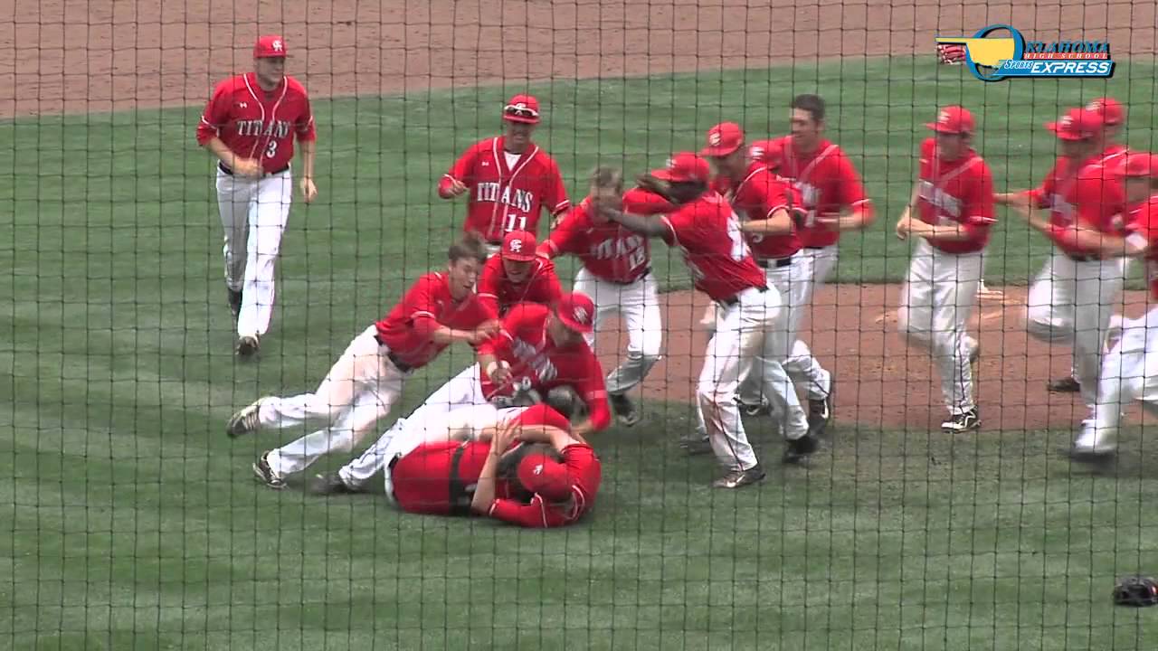 Express Dogpile of the Day - Carl Albert Baseball Team - YouTube