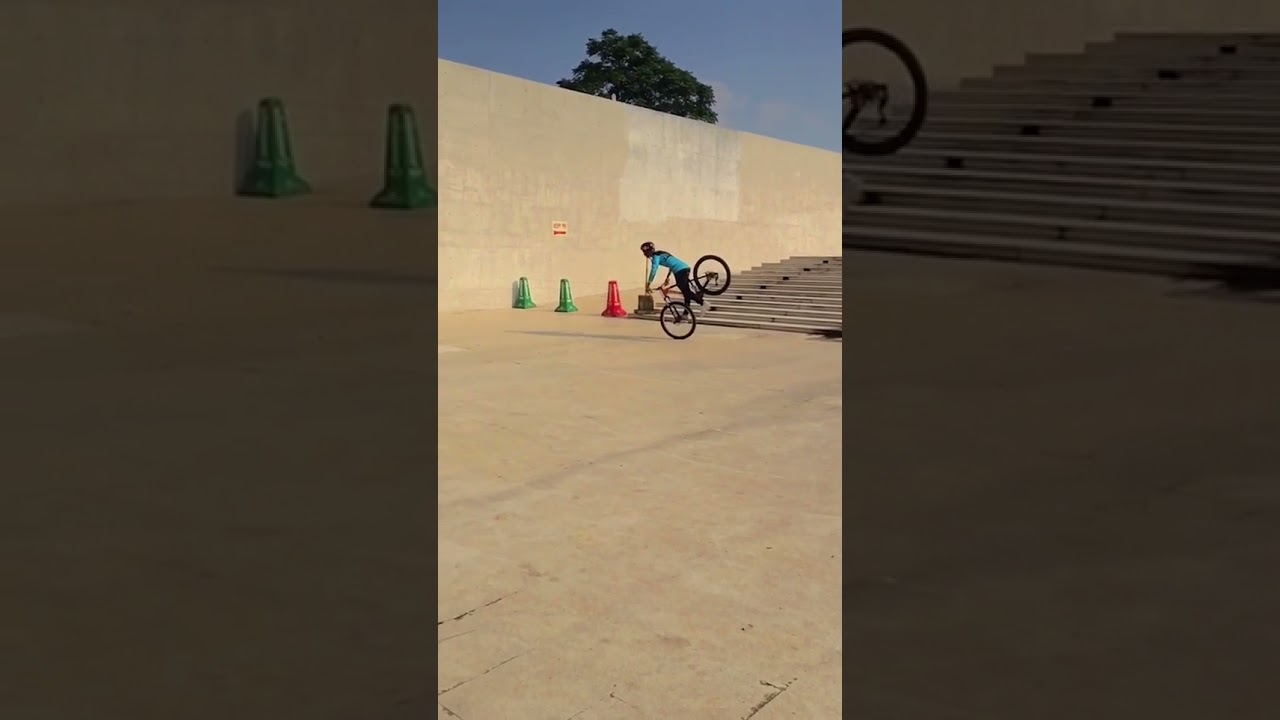 cycle wheeling stunt 🔥 - YouTube
