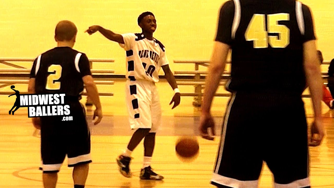 Darrell "Lil D" Riley Drops 36 Points In Season Opener!! - YouTube