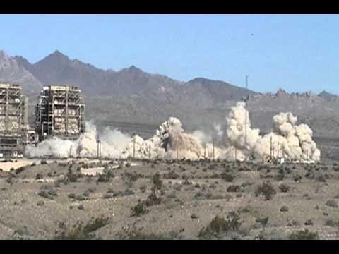 Mohave Generating Station stack implosion 3-11-11 SappsFX - YouTube