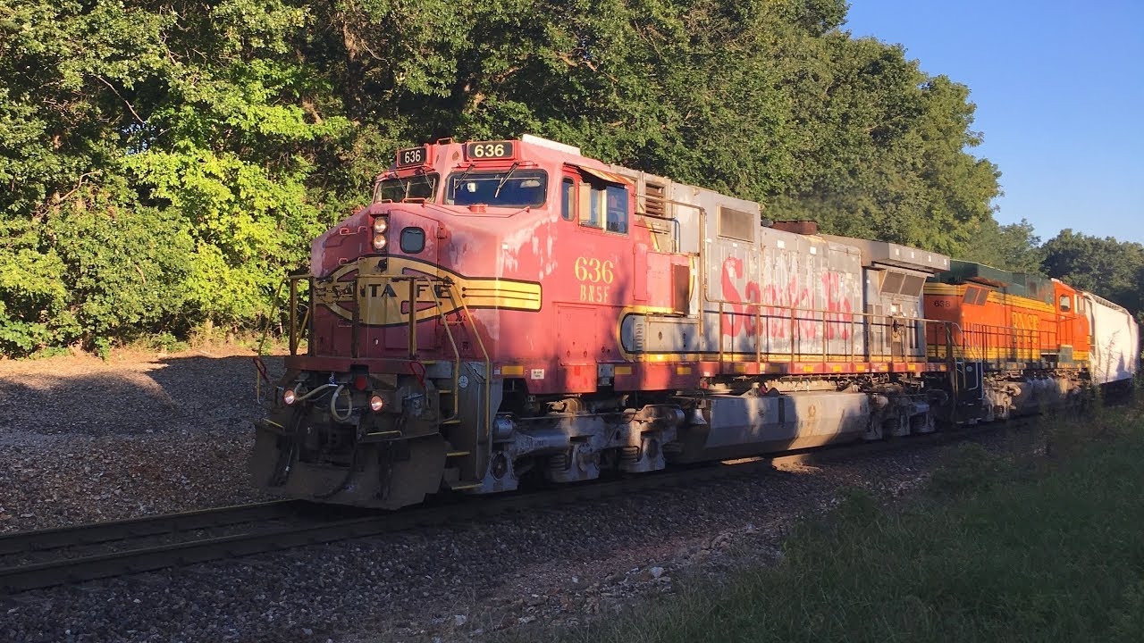 BNSF 636 Leading Thayer Local At Catalpa! 8/23/17 - YouTube