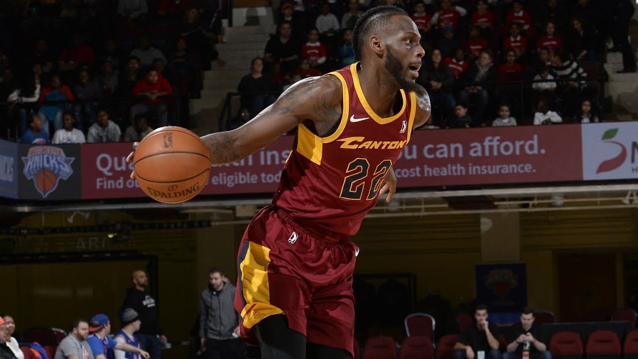 JaCorey Williams drops career-high 29! - YouTube