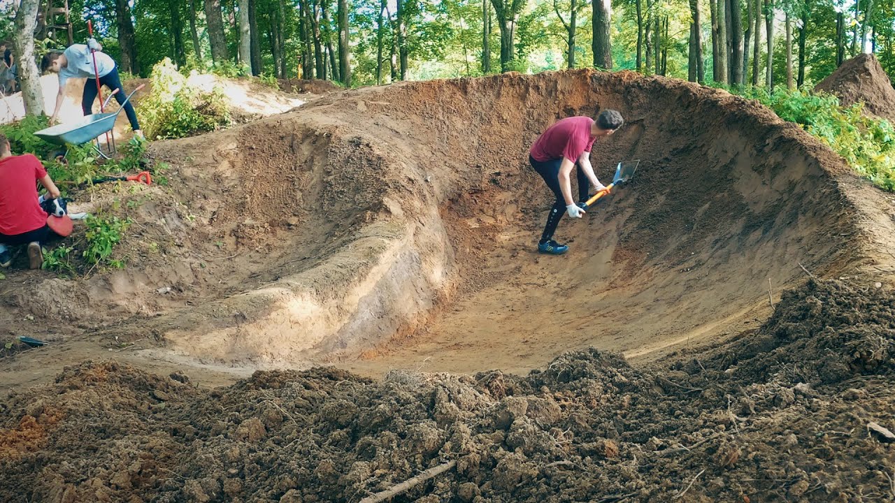 Digging Dirt Jumps, Berms, Rollers - Shaping Timelapse - YouTube
