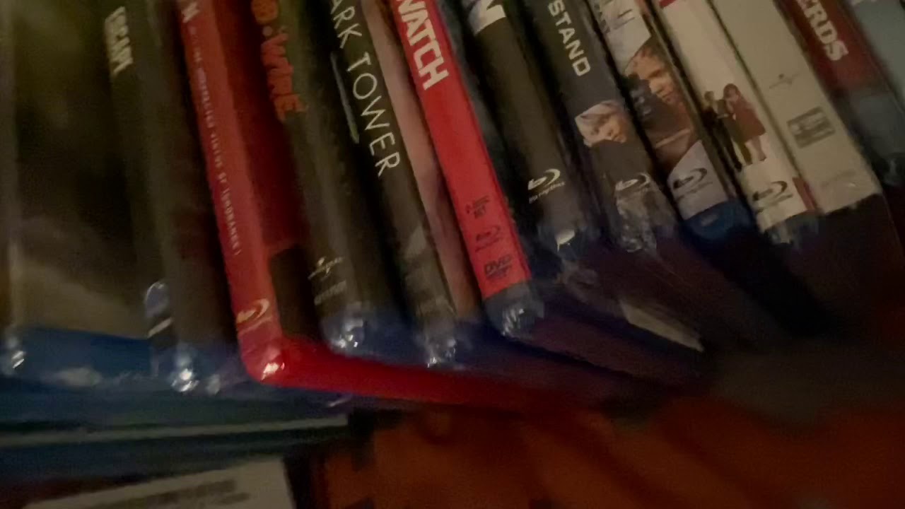 Big blue ray hall from tunes - YouTube