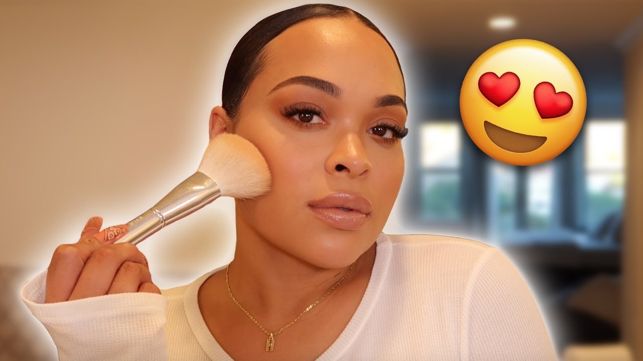 MY EVERYDAY MAKEUP ROUTINE!! | HANGING WITH HEATHER - YouTube
