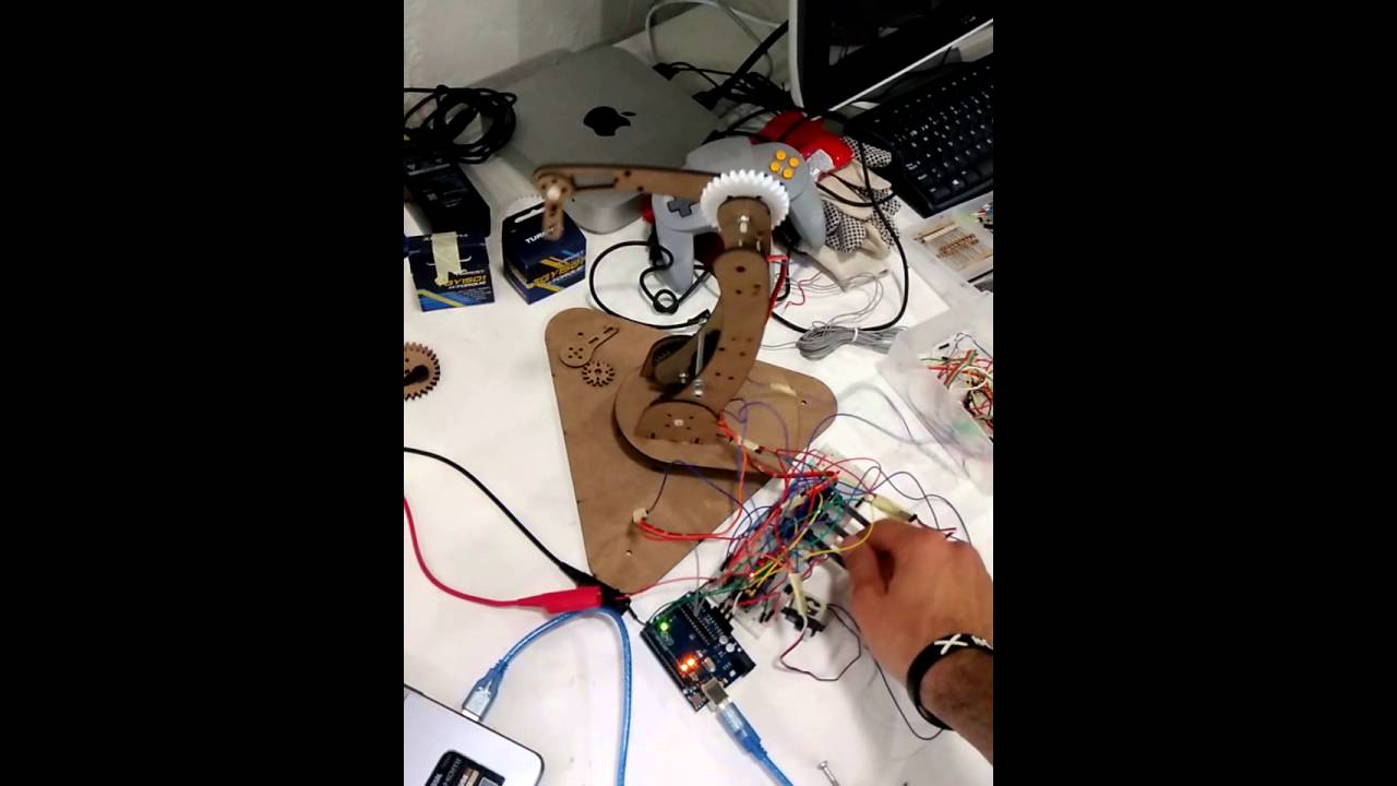 Ulearn robotic arm testing the potentiometers - YouTube