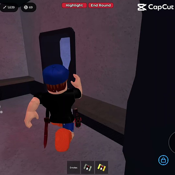 beating maxed out + spam jumping bot in mm2 aim trainer - YouTube