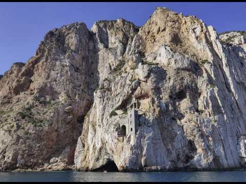 Porto Flavia: El Puerto Construido Dentro de la Montaña. - YouTube