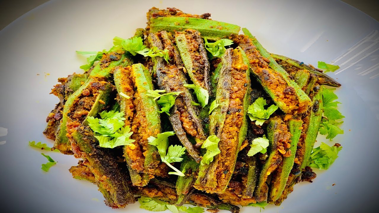 Bharwa Bhindi | Stuffed Bhindi | Shaadiyon wala special Tawa fry Bharwa ...