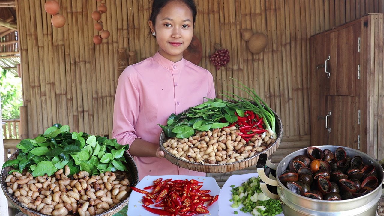 Yummy cook snail recipe, Fried rice tasty with octopus recipe, Yummy ...