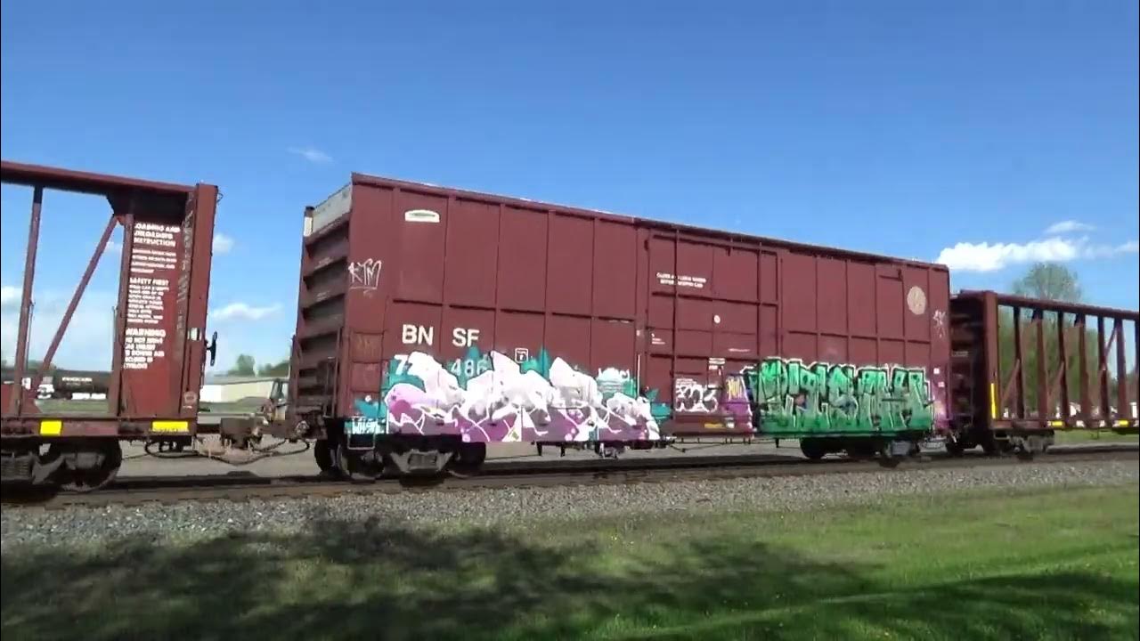 CN Northbound Mixed Train w/ IC 1016 Lead & IC 1015, GTW 5938 Trailing 5/12/24 Owen, WI - YouTube